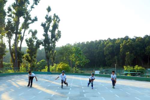 SPORTS | DIS Riverside Campus