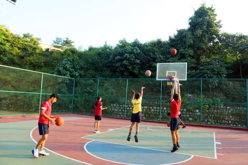 SPORTS | DIS Riverside Campus