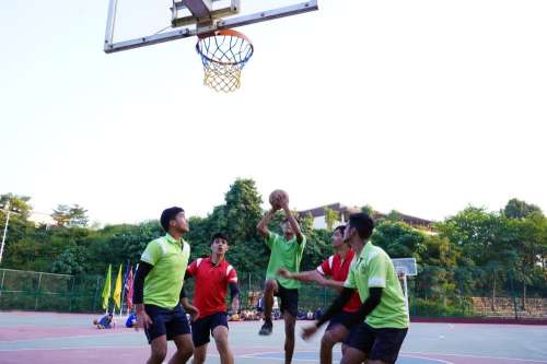 SPORTS | DIS Riverside Campus